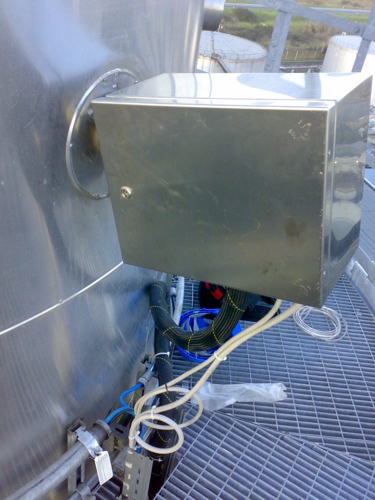 Customized Heated Box for Stack Probe - Tecnova HT